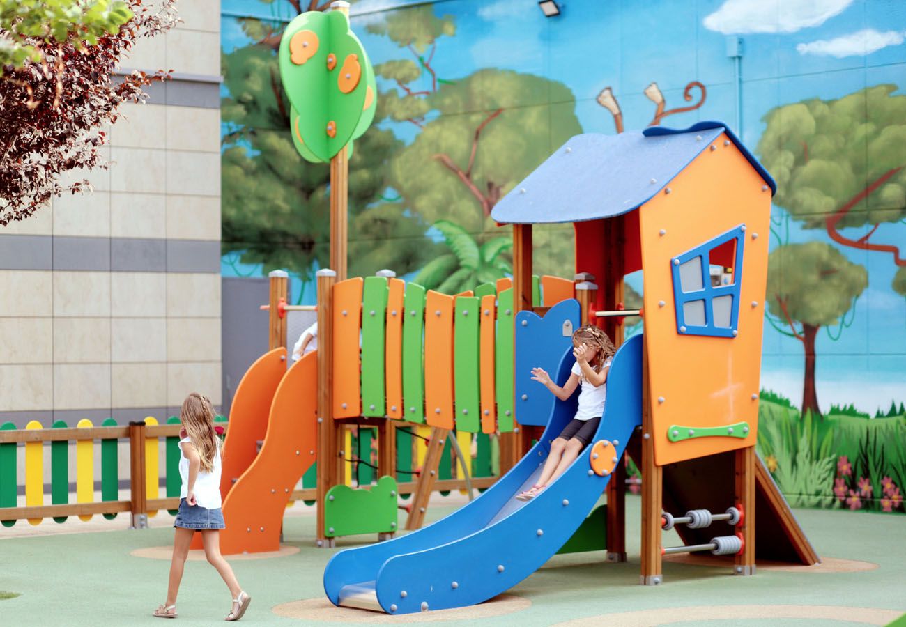 Parques infantiles y Áreas de juegos para niños - Gecko Walls